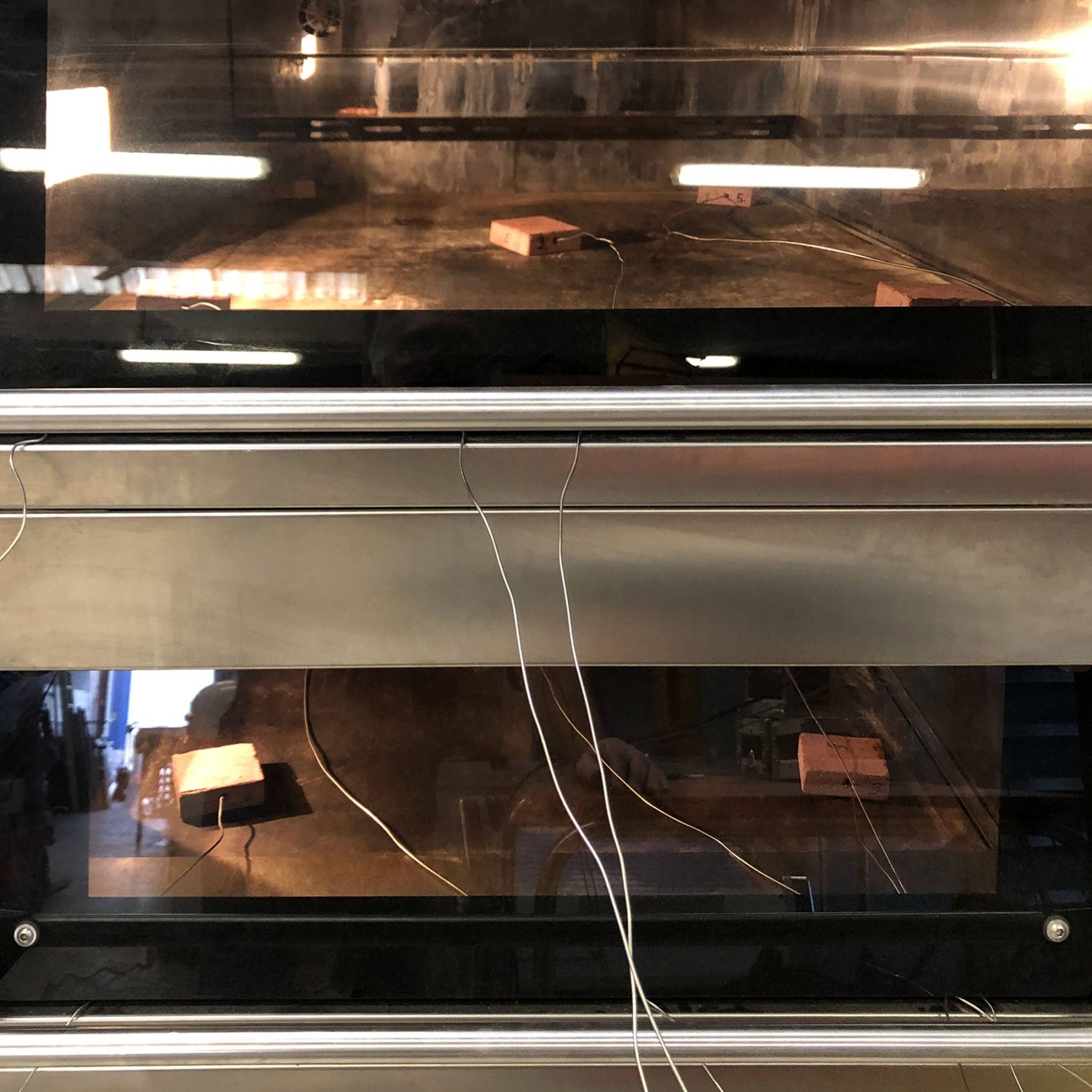 Materials, colours, and types of baking stones › Fydro